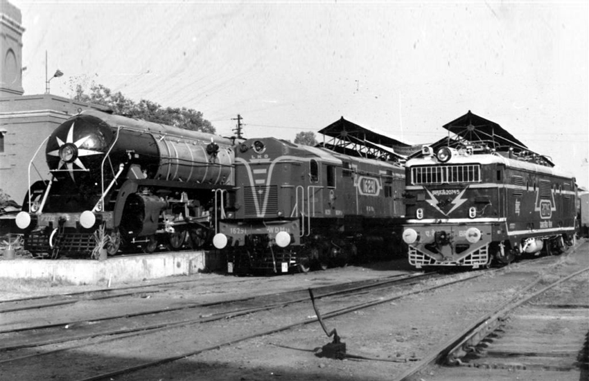 Charbagh – from garden to a heritage railway station. « TORNOS – India